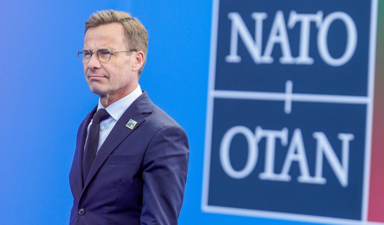 Regeringen måste se sanningen om Nato i vitögat