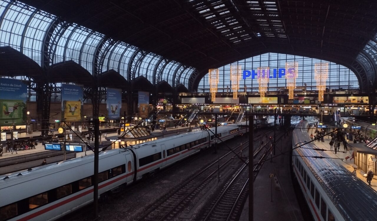 Jag tog SJ:s nattåg till Hamburg och allt jag fick var en multivitamindryck