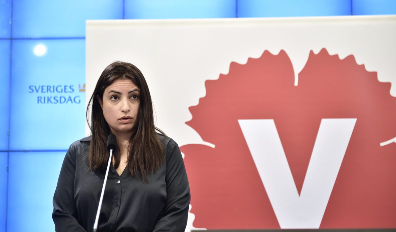 Nooshi kommer inte undan socialismen